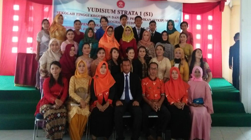 STKIP Melawi Menggelar Yudisium S1 Angkatan IV – Suara Kapuas Raya